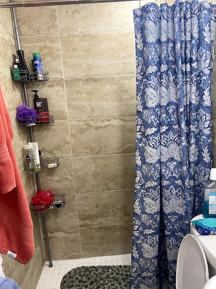 North Lauderdale Cottage Home - North Lauderdale, FL