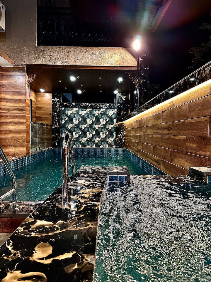 Mount Altitude Ii 4bhk Ii Private Pool Ii - Lonavla