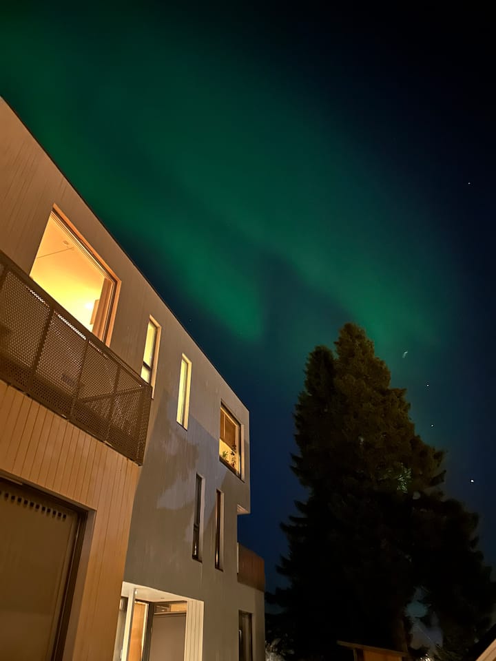 Sentral Leilighet Med Nydelig Utsikt - Tromsø