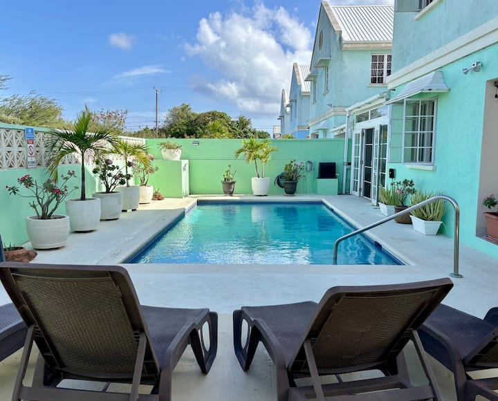 Breezy Beautiful Villa Near Beach & Surf Spots - Barbados