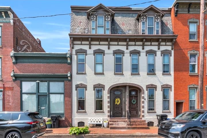 4br/2ba - 2 Unit Duplex Shipoke - Hbg/hershey - Harrisburg, PA