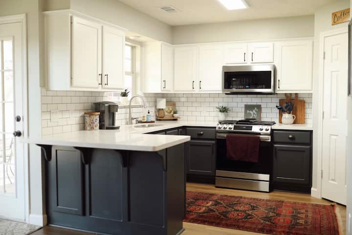 Quiet 3br/2ba Entire Home-5 Miles To Texas A&m - Santa's Wonderland, College Station