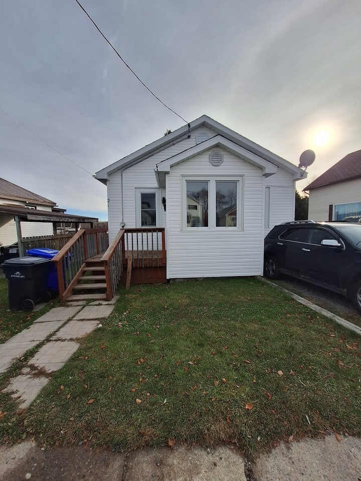 Cozy Home Away From Home - Town Of Kirkland Lake