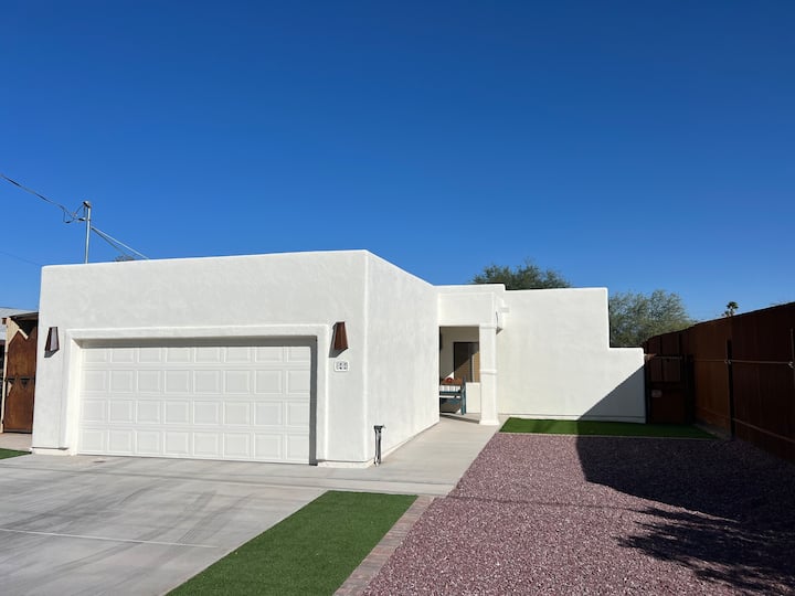 Midtown Gem - Tucson, AZ