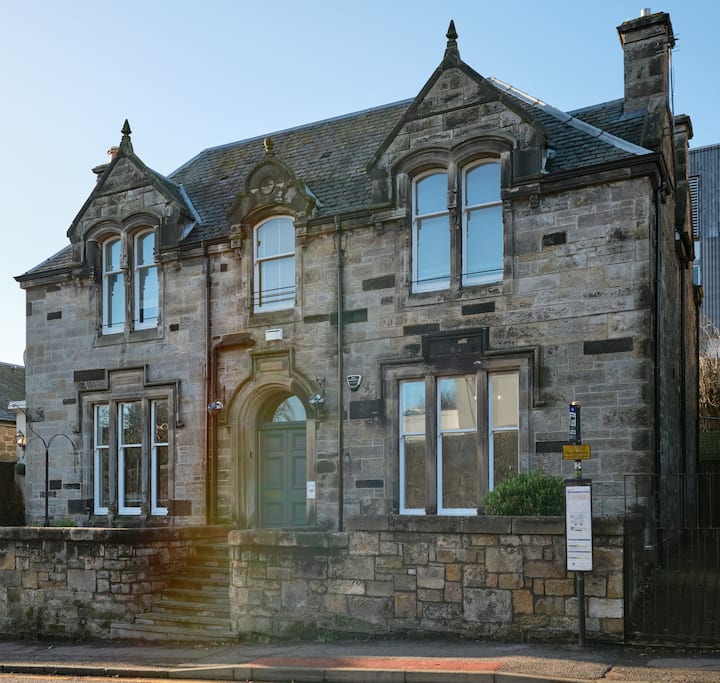 Bruce On The Row-historic Elegance Near Edinburgh - Dunfermline