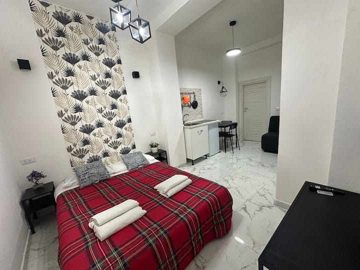 Modern Apt-10m Airport/center Free Park Fiber Wifi - Casoria