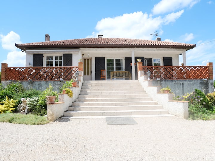 Grand Coulandres : 10 Personnes - 5 Chambres - Montauban