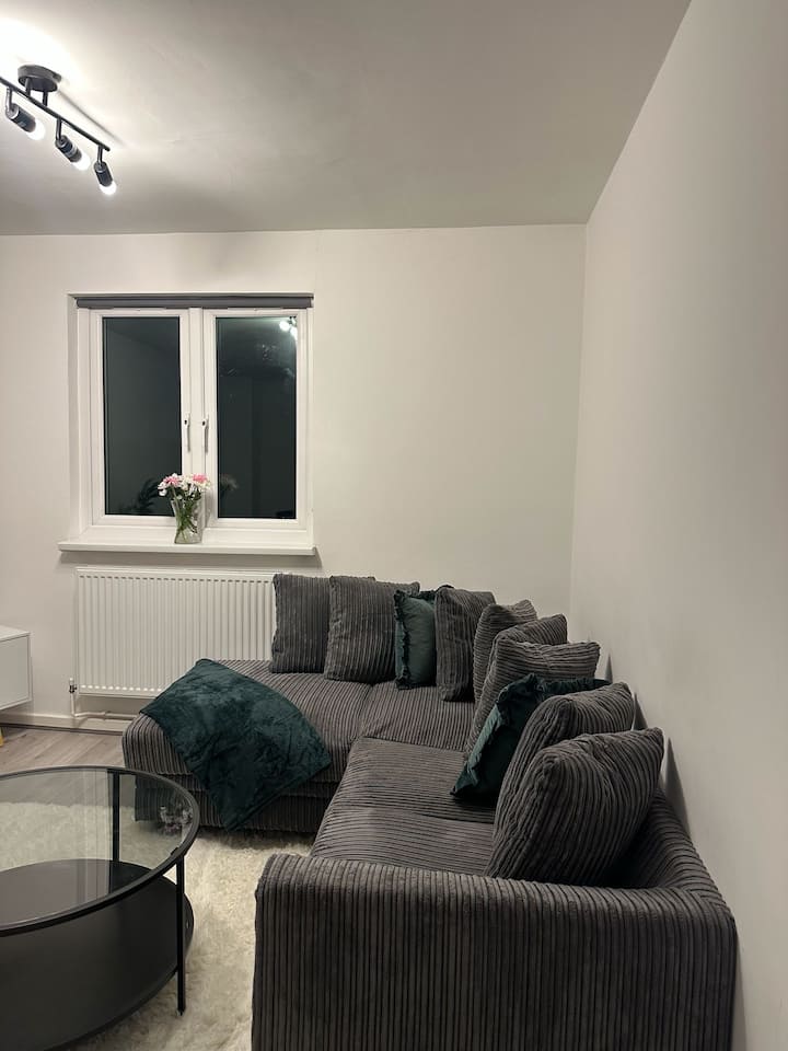 Leicester Home - Telford