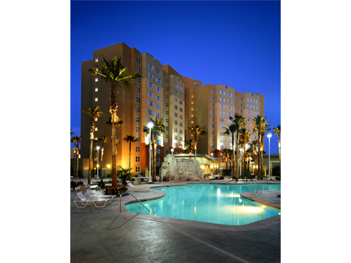 Spacious 2br Near Convention Ctr | Free Parking - Las Vegas, NV