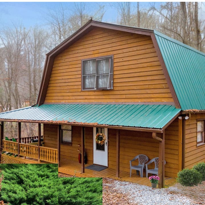 Wildenmänn- Helen Alpine Village Cabin - Helen, GA