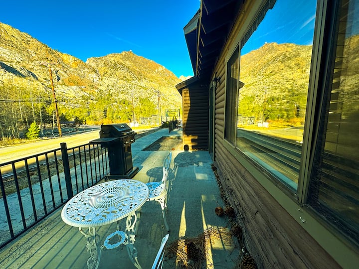 Whispering Winds Cabin - June Lake, CA