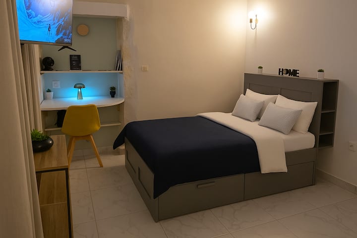 Studio Cosy Rénové – Centre Historique - Rochefort, France