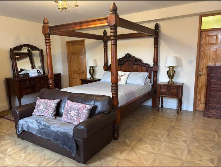 The White Hart – Traditional Inn Stay - Lincolnshire