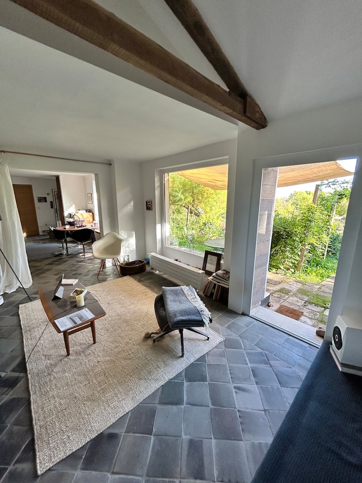 Maison Familiale Avec Un Très Grand Jardin. - Laxou