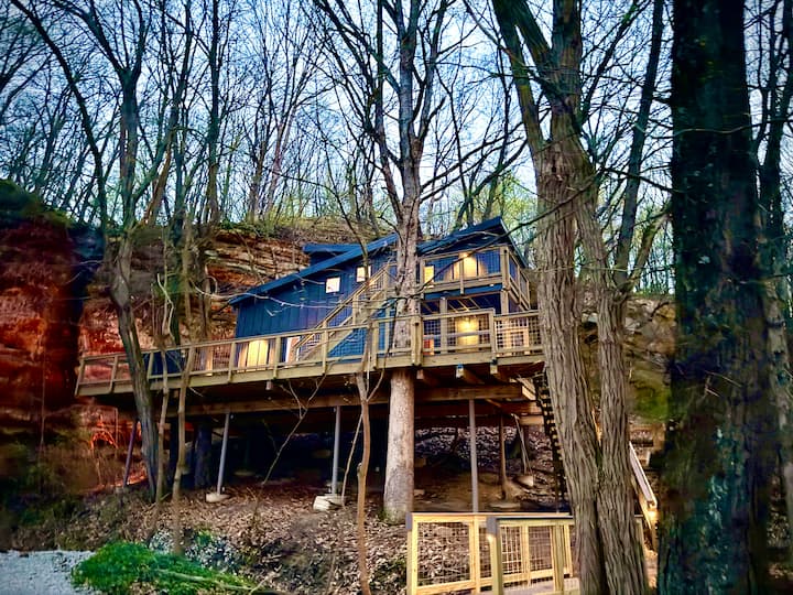 Treehouse 3 - Treehouses At Starved Rock - Starved Rock State Park, Oglesby