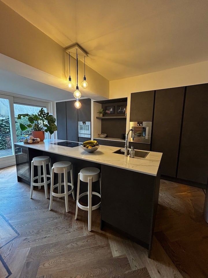 Fantastische Familiewoning In De Pijp. - Amsterdam