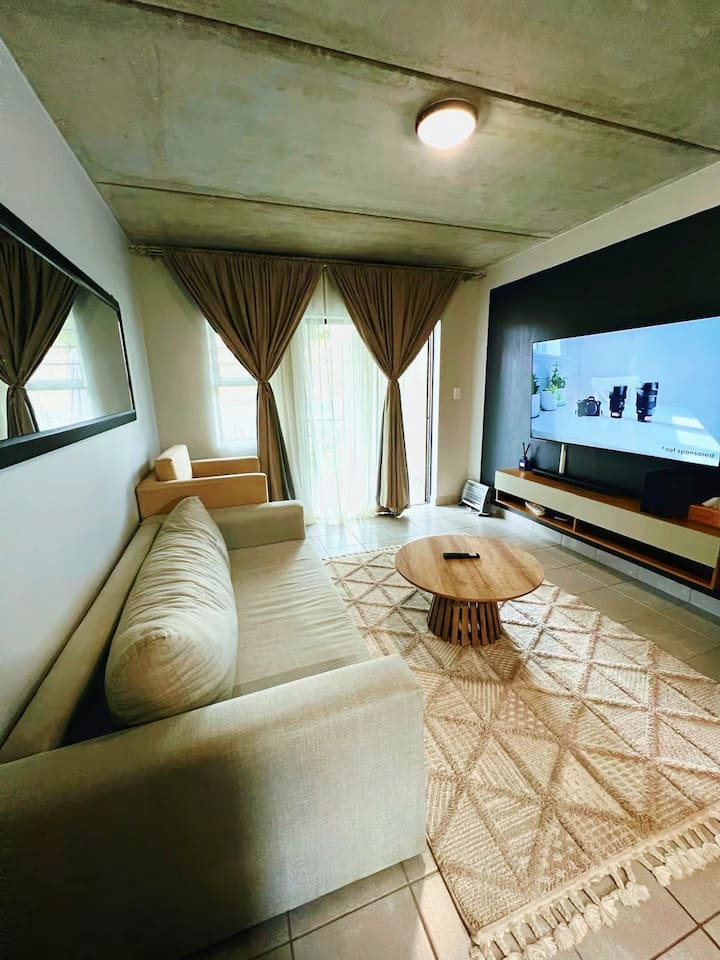 Felinga Guest House - Centurion