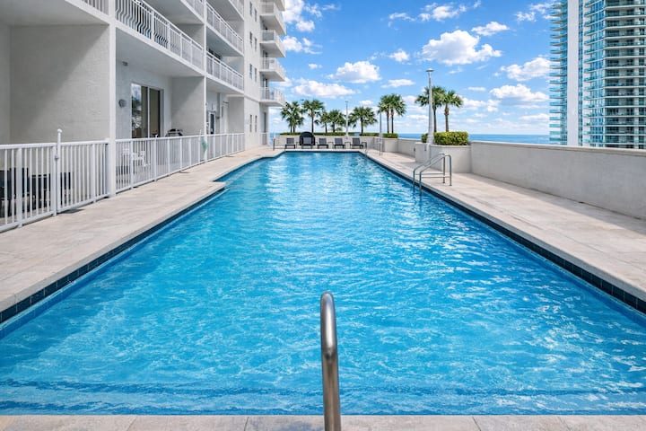 Miami Luxury High-rise | Pool & Hot Tub | Walkable - Miami