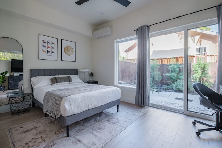 Modern New Construction Studio - Sacramento, CA