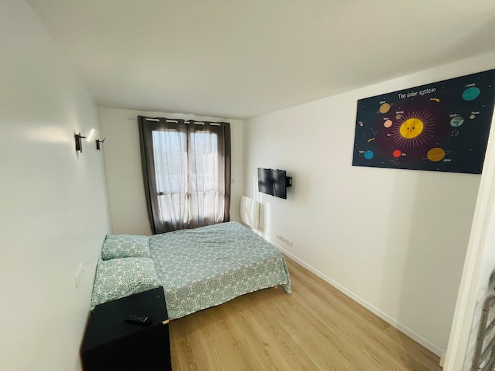 Appartement Avec Terrasse 15 Min Centre De Paris - 생드니