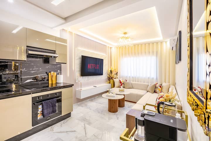 Petit Bijou En Plein Centre Gueliz+parking+ Iptv - 馬拉卡治