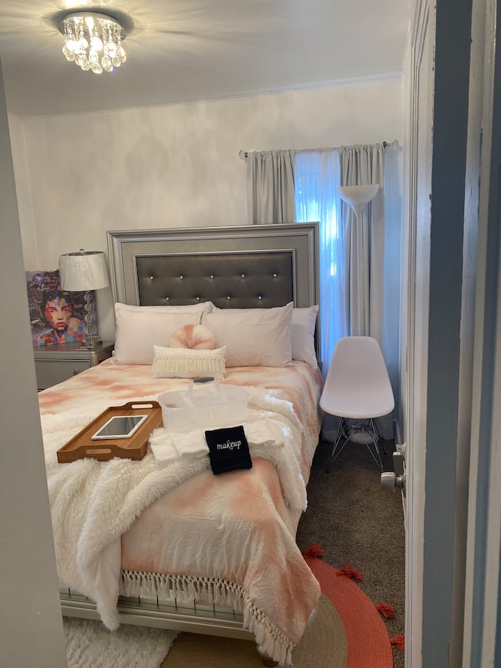 2plant Mood Free Wi-fi Parking Washer/dryer+office - Lynwood, IL