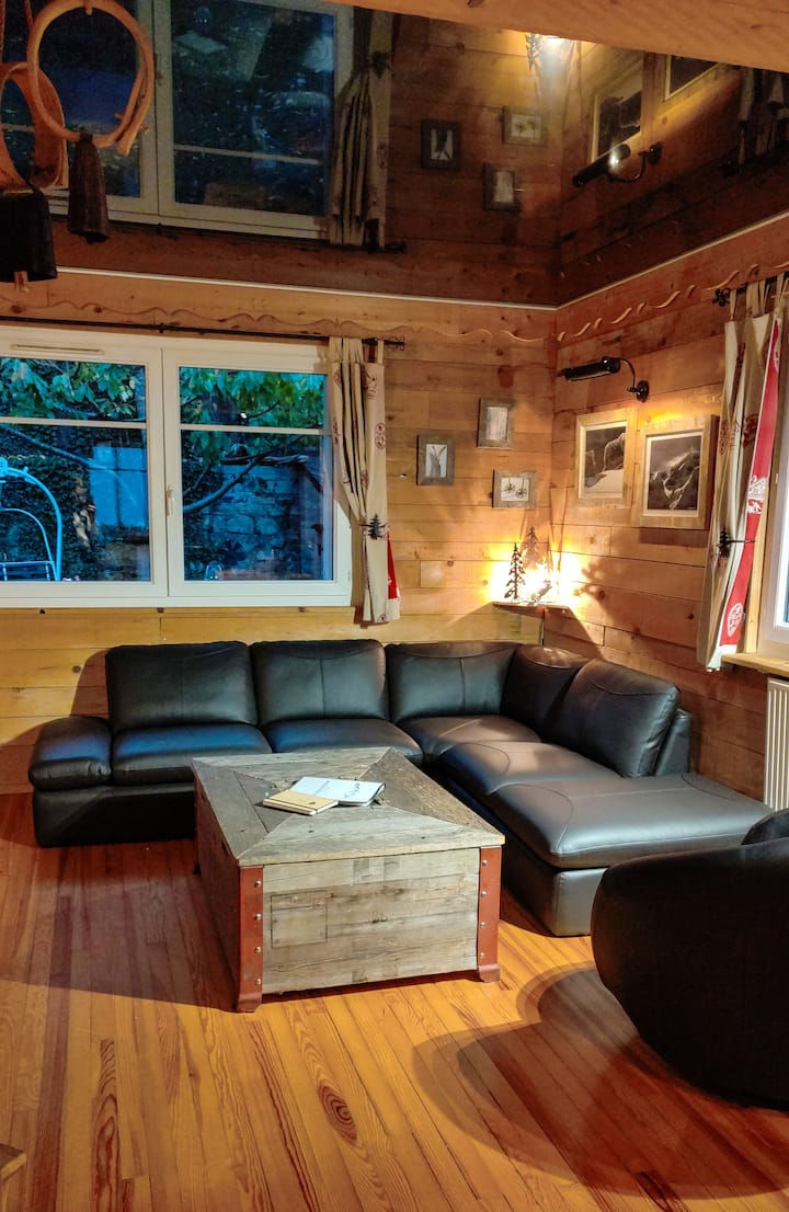 Appartement De Style Chalet Avec Jardin - Piau Engaly