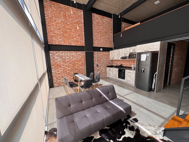 Loft Moderno Con Doble Altura Y 2 Recámaras - Cuernavaca