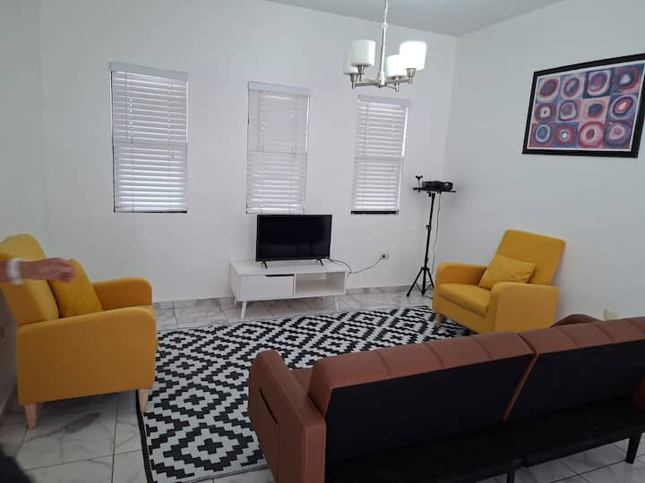 Moderna Y Amplia Casa - Ciudad Juárez