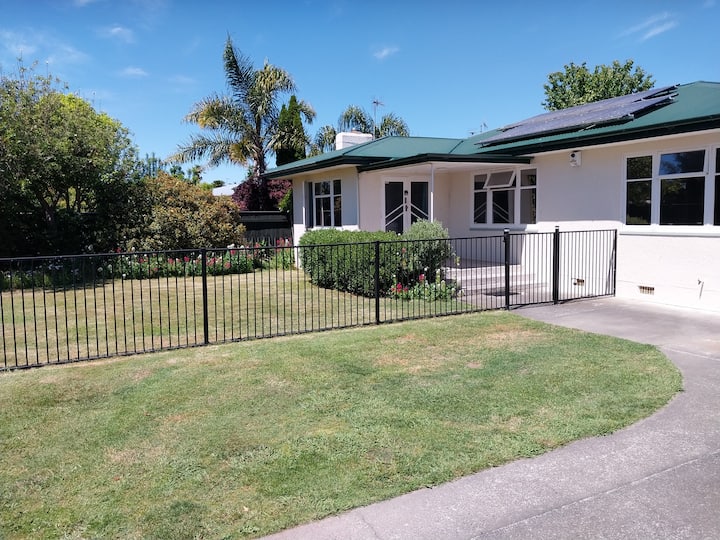 The Cattery Cottage - Clive