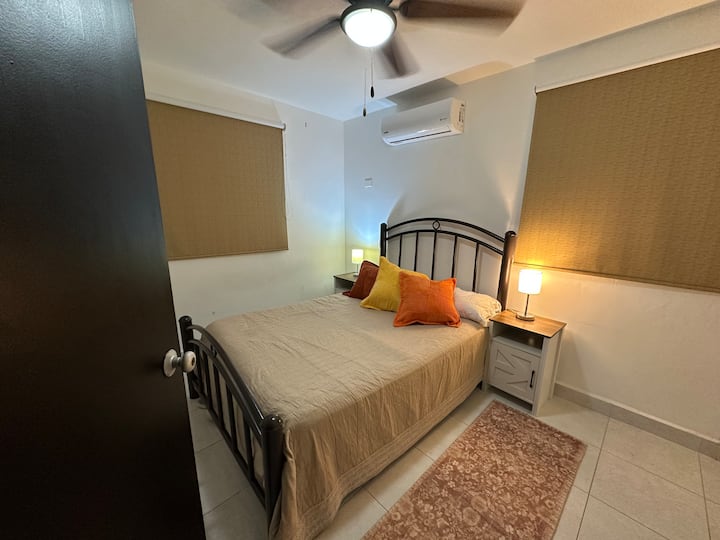 Casa Linda Y Tranquila A 5 Min. Del Estadio Bbva - 哥德普洛