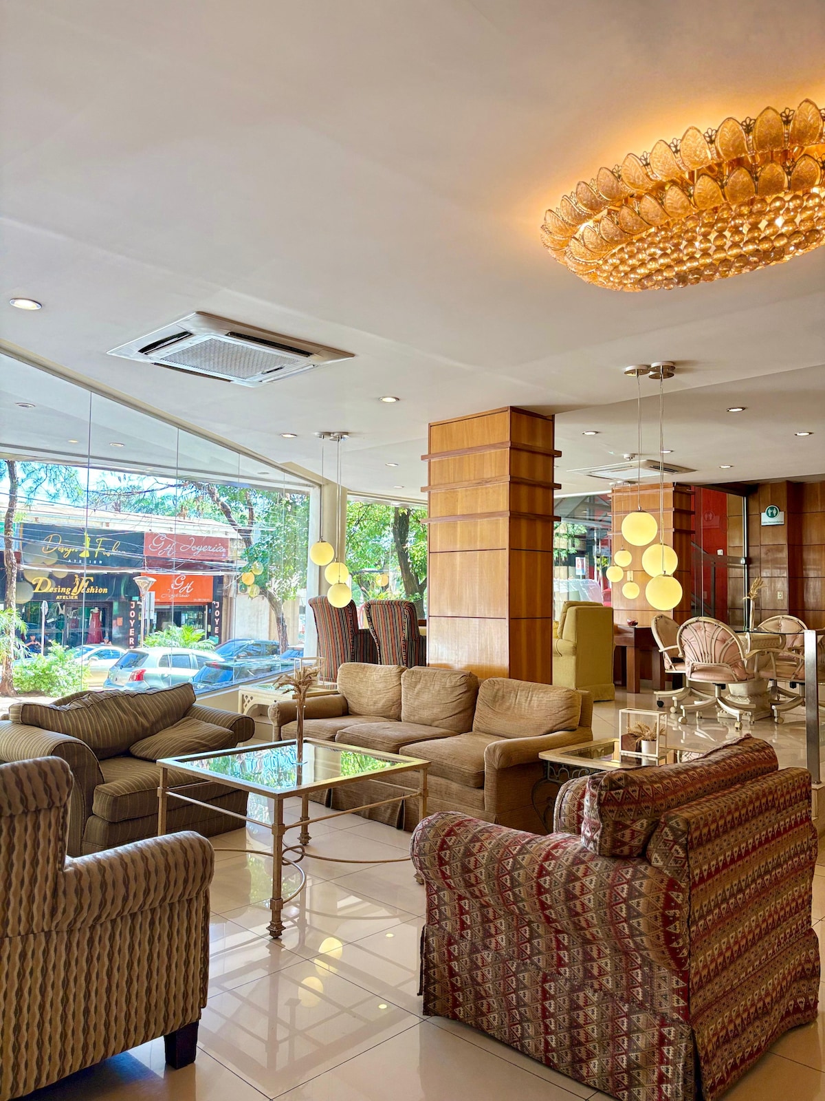 Practical quintuple room for groups - Hotels for Rent in Ciudad del ...