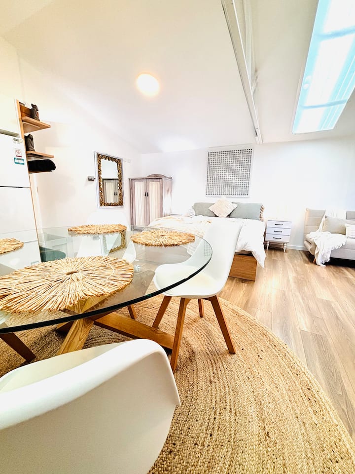 Hidden Coastal Studio Retreat - Central Coast