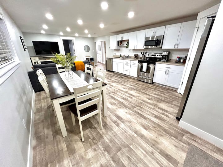 Renovated And Clean Basement; Close To Mountains! - Sandy, UT