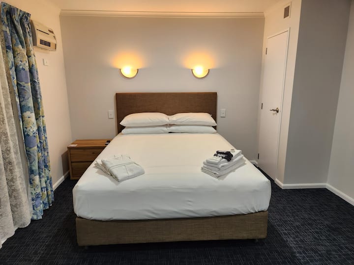 Botany Palms-2br Deluxe W/ Kitchenette - Waiheke Island