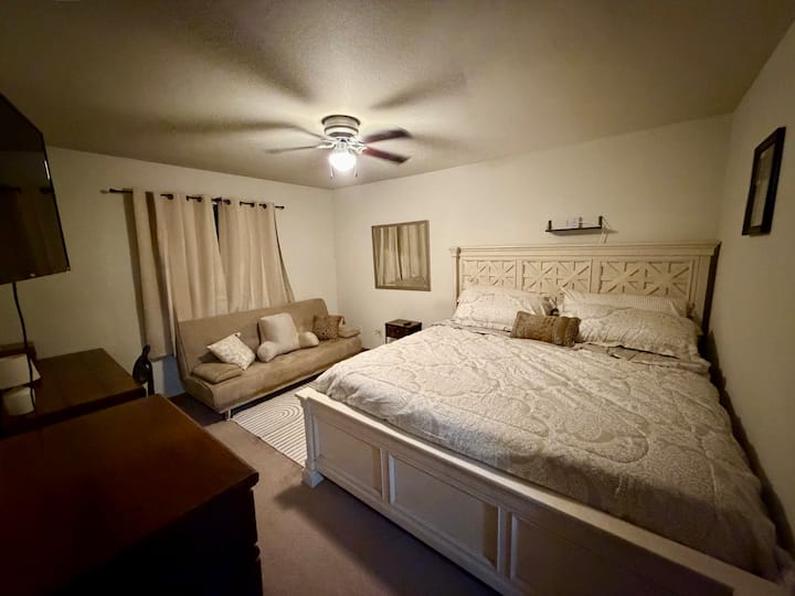 Spacious Home W/ King Suite; 5 Min To I44 And Flw - Waynesville, MO