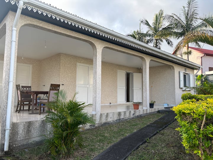 Location Saisonnière - Saint-Pierre