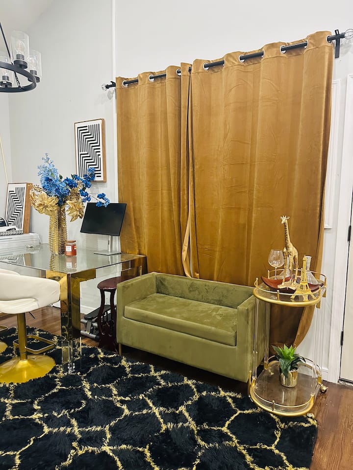 Two Bedroom House Haven - Glen Burnie, MD