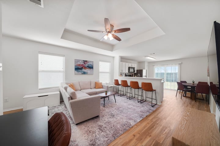 Enchanting Rosenberg Retreat - Richmond