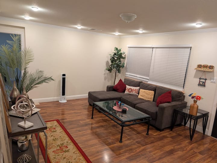 Relaxing 3 Br Retreat W/ Full Kitchen + Fast Wifi - San Jose, CA