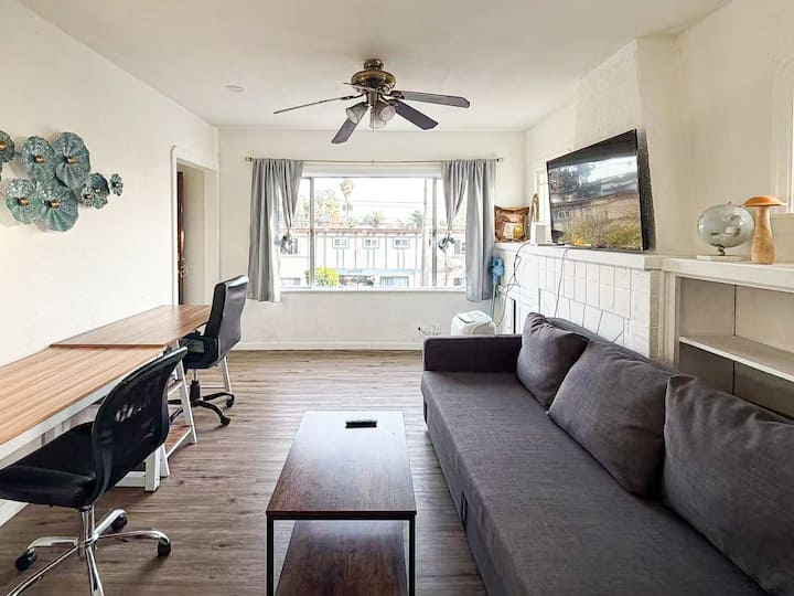 Near Bart & Oak Airport: Private Apt W/ Kitchen - Oakland, CA