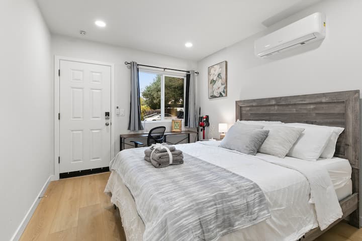 Jane's Home (Lw) | Walkable Suite W Kitchen+hvac - Mountain View, CA