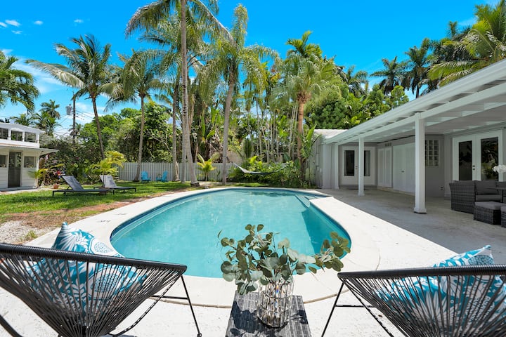 Beautiful 3br/2ba House Heated Pool, Oversized Lot - Hollywood, FL