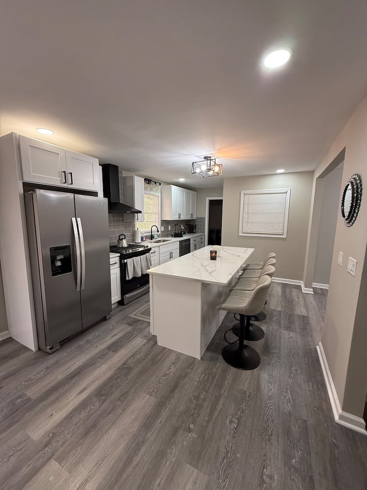 Charming 3br Home Fully Equipped Great Location - Atlanta, GA