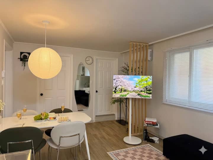 #상왕십리역 도보5분#특별할인#2호선#광화문#ddp#종로#명동#성수#kspo#홍대#짐보관 - Seoul