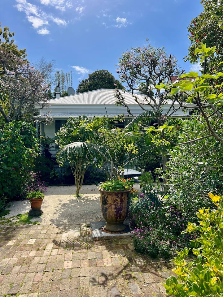 Entire Cottage In Central Auckland - Auckland