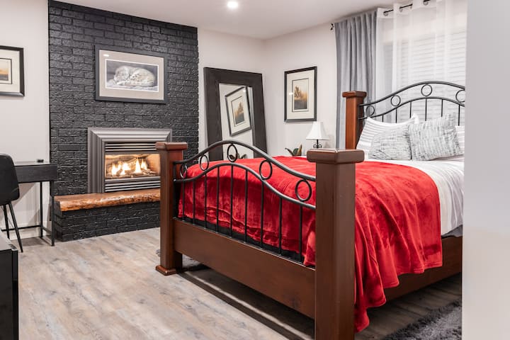 Evergreen Escape - Langley