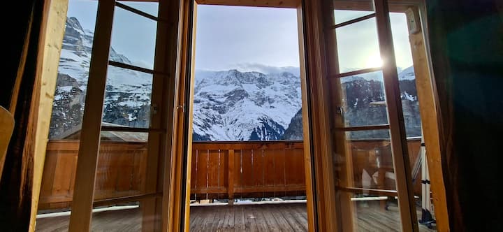 Chaletwohnung Mit Bester Aussicht Für 7 Pers. - Mürren