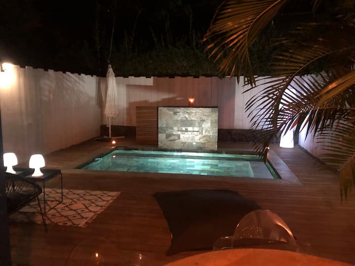 Maison à Louer 1 Chambre, Piscine, Proche Plage - Saint-Gilles les Bains