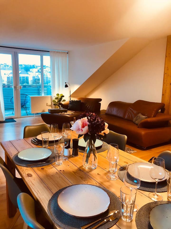 Schöne Geräumige 4 Zi. Wohnung - Passau